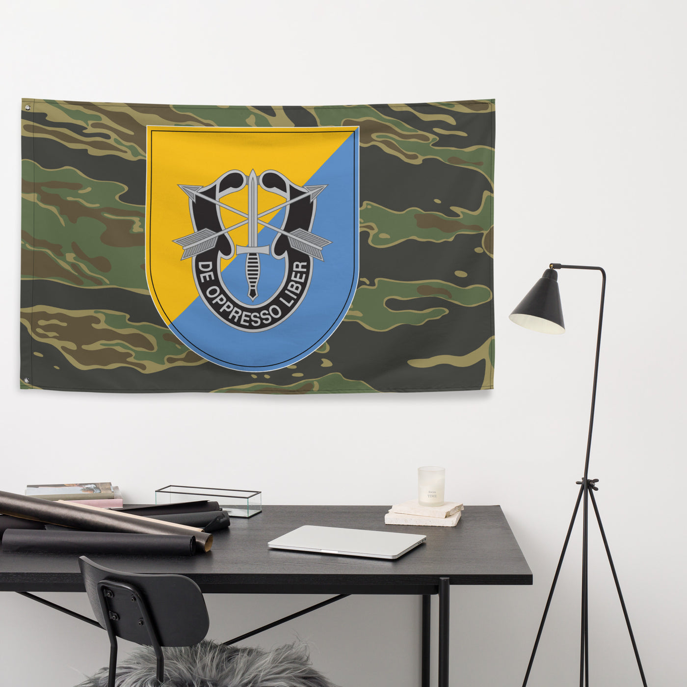 8th Special Forces Group (8th SFG) Tiger Stripe Camo Flag